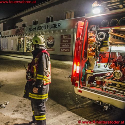 FF Hinterstoder übt Brand in der Hössbahn - Talstation