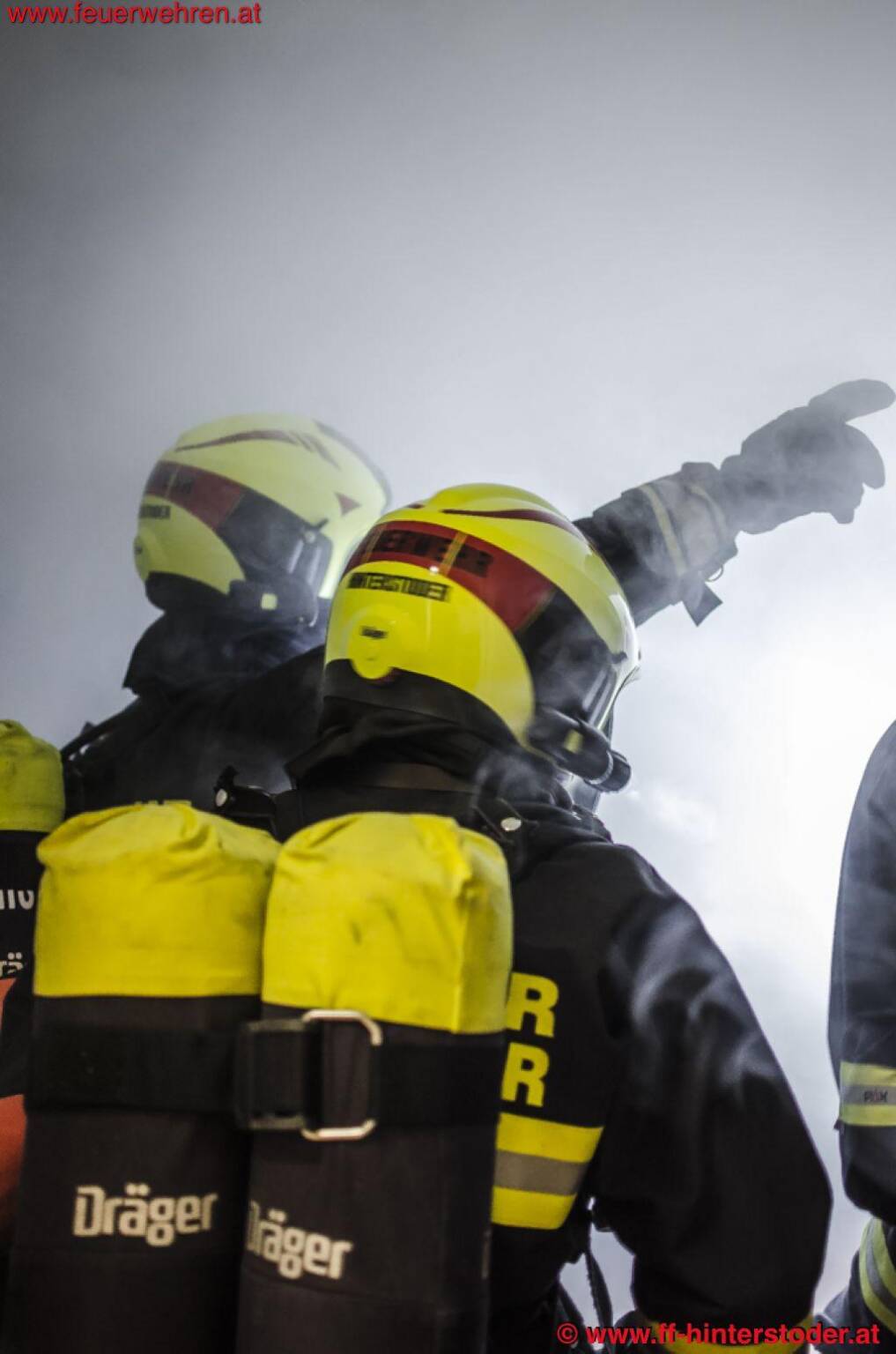 FF Hinterstoder übt Brand in der Hössbahn - Talstation